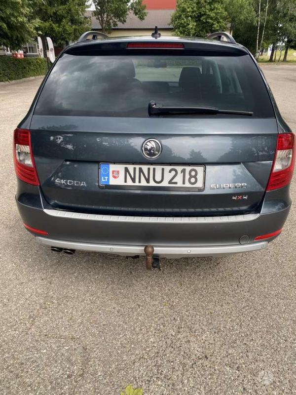 Grey Skoda SuperB 2014 in Panevezys, with an engine capacity of 1.97 L and mileage of 223 thousand km for 9200 €, photo 4 on AUTOMOTO.COM.LV