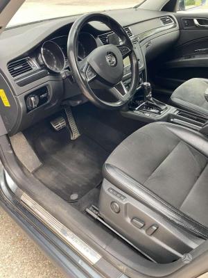 Pelēks Skoda SuperB 2014 Panevēža, ar dzinēja tilpumu 1.97 L un nobraukumu 223 tūkst. km par 9200 €, foto 11 vietnē AUTOMOTO.COM.LV