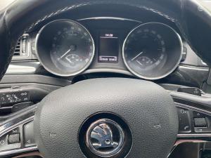 Pelēks Skoda SuperB 2014 Panevēža, ar dzinēja tilpumu 1.97 L un nobraukumu 223 tūkst. km par 9200 €, foto 13 vietnē AUTOMOTO.COM.LV