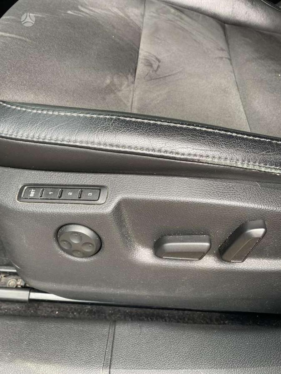 Pelēks Skoda SuperB 2014 Panevēža, ar dzinēja tilpumu 1.97 L un nobraukumu 223 tūkst. km par 9200 €, foto 18 vietnē AUTOMOTO.COM.LV