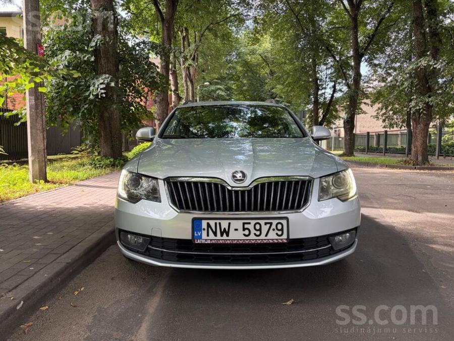 Grey Skoda SuperB 2014 in Riga, with an engine capacity of 2.00 L and mileage of 340 thousand km for 2650 €, photo 1 on AUTOMOTO.COM.LV
