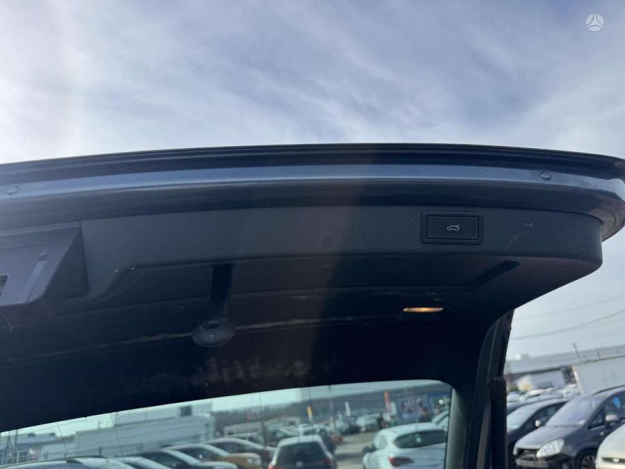 Pelēks Skoda SuperB 2014 Kauņa, ar dzinēja tilpumu 1.60 L un nobraukumu 275 tūkst. km par 5000 €, foto 9 vietnē AUTOMOTO.COM.LV
