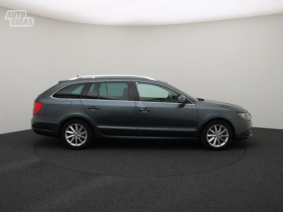 Grey Skoda SuperB 2015 in Vilnius, with an engine capacity of 1.60 L and mileage of 247 thousand km for 7099 €, photo 9 on AUTOMOTO.COM.LV