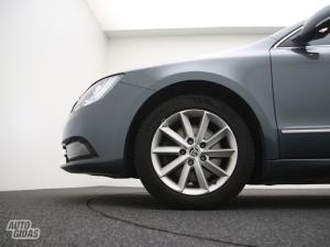 Grey Skoda SuperB 2015 in Vilnius, with an engine capacity of 1.60 L and mileage of 247 thousand km for 7099 €, photo 27 on AUTOMOTO.COM.LV