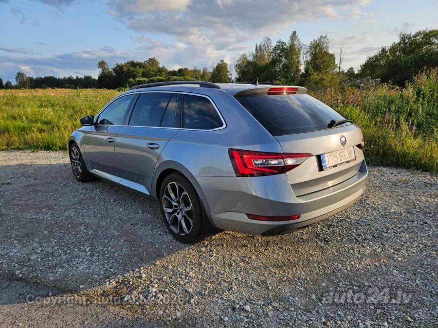 Pelēks Skoda SuperB 2015 Tallina, ar dzinēja tilpumu 1.80 L un nobraukumu 233 tūkst. km par 9990 €, foto 6 vietnē AUTOMOTO.COM.LV