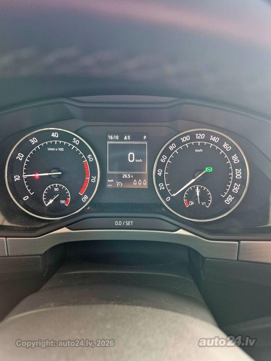 Pelēks Skoda SuperB 2015 Tallina, ar dzinēja tilpumu 1.80 L un nobraukumu 233 tūkst. km par 9990 €, foto 17 vietnē AUTOMOTO.COM.LV