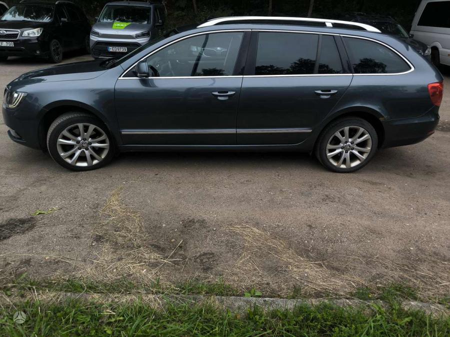 Pelēks Skoda SuperB 2015 Viļņa, ar dzinēja tilpumu 1.97 L un nobraukumu 479 tūkst. km par 4500 €, foto 4 vietnē AUTOMOTO.COM.LV