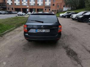 Pelēks Skoda SuperB 2015 Viļņa, ar dzinēja tilpumu 1.97 L un nobraukumu 479 tūkst. km par 4500 €, foto 5 vietnē AUTOMOTO.COM.LV