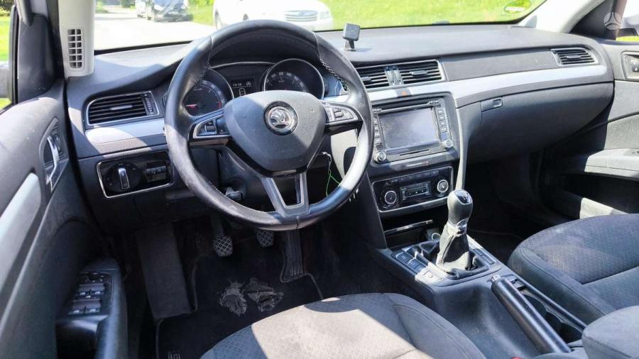 Pelēks Skoda SuperB 2015 Viļņa, ar dzinēja tilpumu 1.60 L un nobraukumu 407 tūkst. km par 2700 €, foto 20 vietnē AUTOMOTO.COM.LV