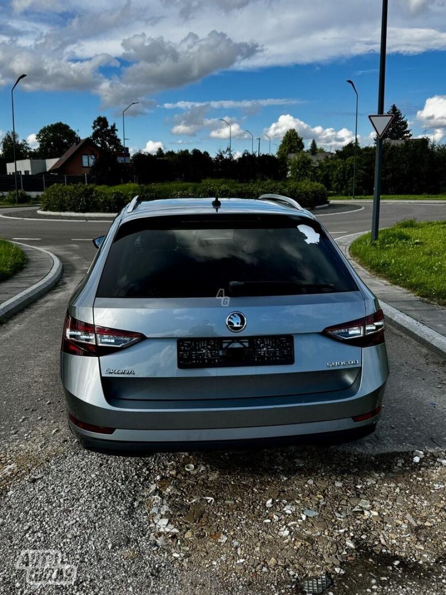 Grey Skoda SuperB 2015 in Marijampole, with an engine capacity of 1.60 L and mileage of 234 thousand km for 10500 €, photo 3 on AUTOMOTO.COM.LV
