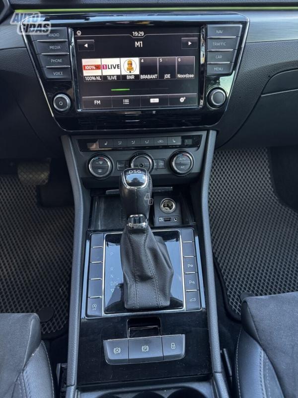 Pelēks Skoda SuperB 2015 Marijampole, ar dzinēja tilpumu 1.60 L un nobraukumu 234 tūkst. km par 10500 €, foto 10 vietnē AUTOMOTO.COM.LV