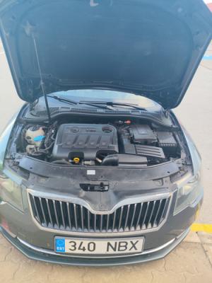 Pelēks Skoda SuperB 2015 Kohtla-Jerve, ar dzinēja tilpumu 0.00 L un nobraukumu 313 tūkst. km par 6800 €, foto  vietnē AUTOMOTO.COM.LV