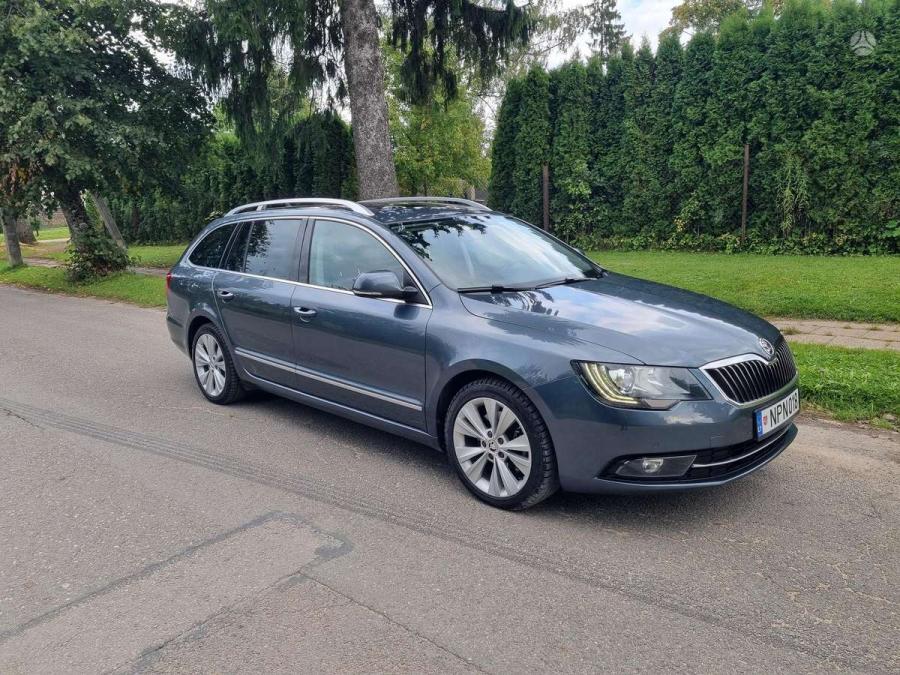 Grey Skoda SuperB 2015 in Vilnius, with an engine capacity of 1.97 L and mileage of 254 thousand km for 7700 €, photo 1 on AUTOMOTO.COM.LV
