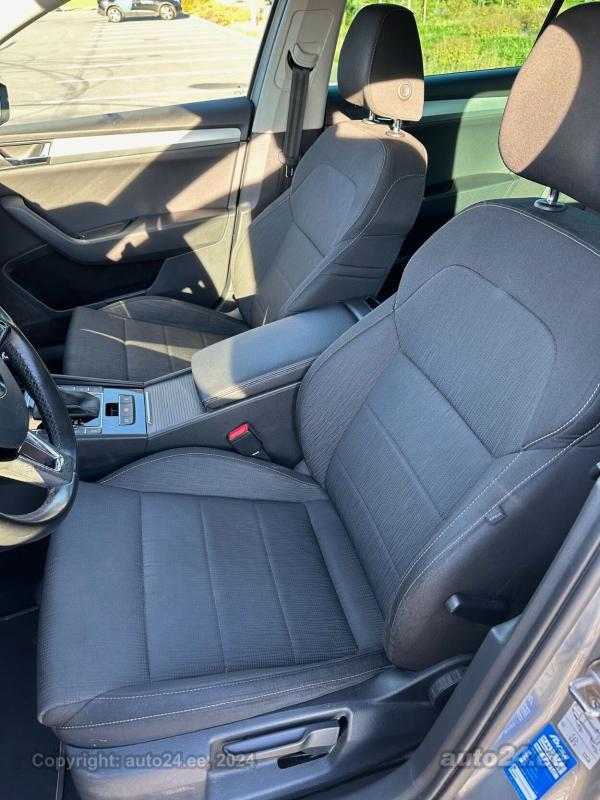 Pelēks Skoda SuperB 2016 Tallina, ar dzinēja tilpumu 2.00 L un nobraukumu 262 tūkst. km par 10800 €, foto 11 vietnē AUTOMOTO.COM.LV
