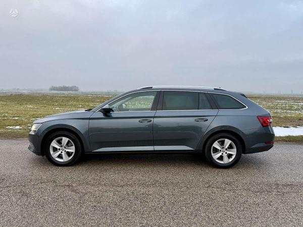 Grey Skoda SuperB 2016 in Vilkaviskis, with an engine capacity of 1.97 L and mileage of 163 thousand km for 13000 €, photo 5 on AUTOMOTO.COM.LV