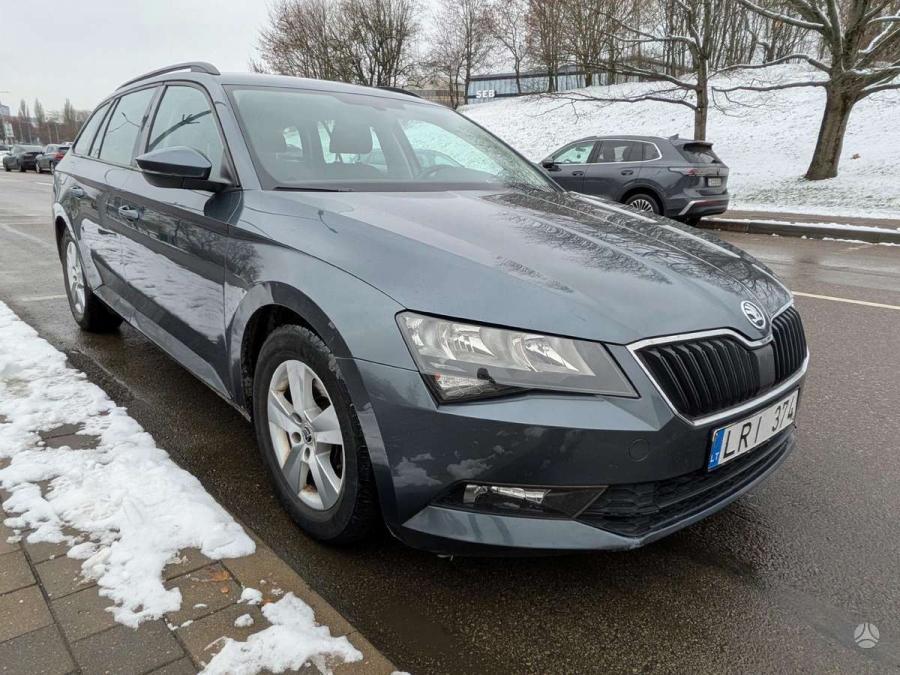 Grey Skoda SuperB 2016 in Vilnius, with an engine capacity of 1.60 L and mileage of 310 thousand km for 7800 €, photo 1 on AUTOMOTO.COM.LV