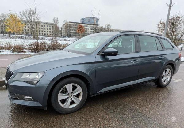 Grey Skoda SuperB 2016 in Vilnius, with an engine capacity of 1.60 L and mileage of 310 thousand km for 7800 €, photo 6 on AUTOMOTO.COM.LV