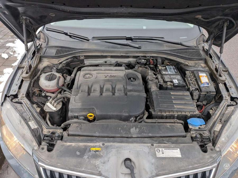 Grey Skoda SuperB 2016 in Vilnius, with an engine capacity of 1.60 L and mileage of 310 thousand km for 7800 €, photo 15 on AUTOMOTO.COM.LV