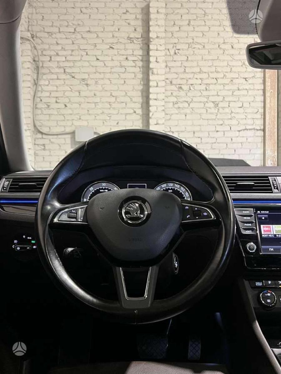Grey Skoda SuperB 2016 in Klaipeda, with an engine capacity of 1.97 L and mileage of 295 thousand km for 13999 €, photo 27 on AUTOMOTO.COM.LV