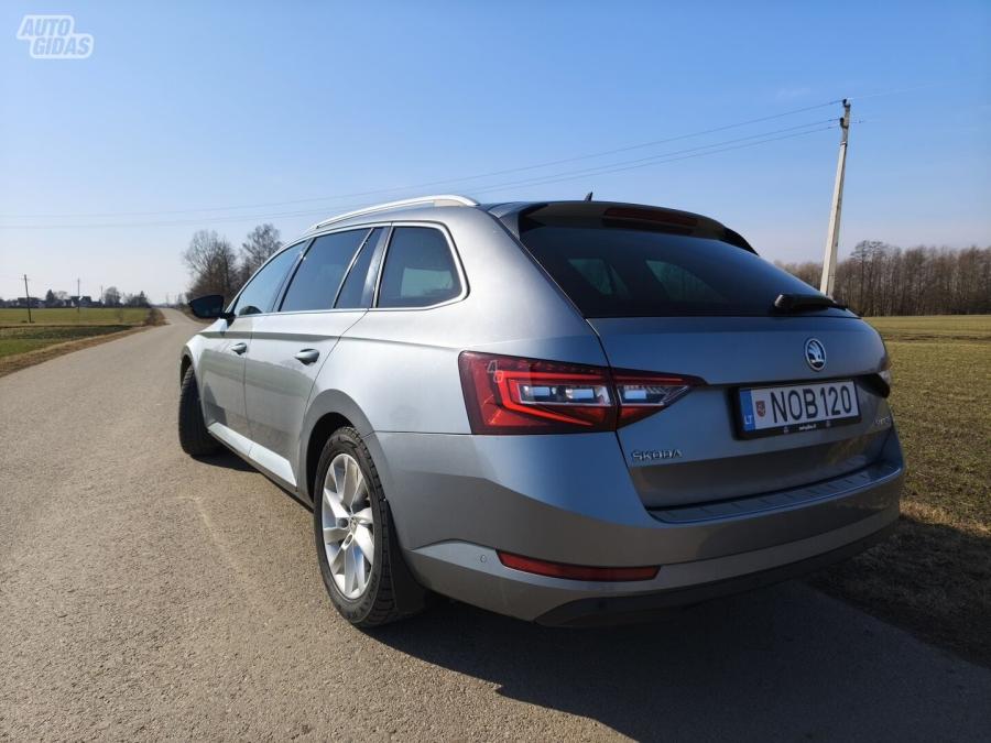 Grey Skoda SuperB 2016 in Marijampole, with an engine capacity of 2.00 L and mileage of 246 thousand km for 11000 €, photo 6 on AUTOMOTO.COM.LV