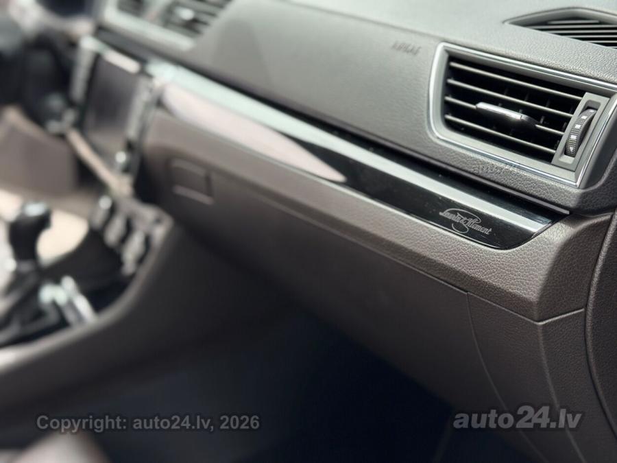 Grey Skoda SuperB 2016 in Tartu, with an engine capacity of 2.00 L and mileage of 260 thousand km for 14500 €, photo 7 on AUTOMOTO.COM.LV