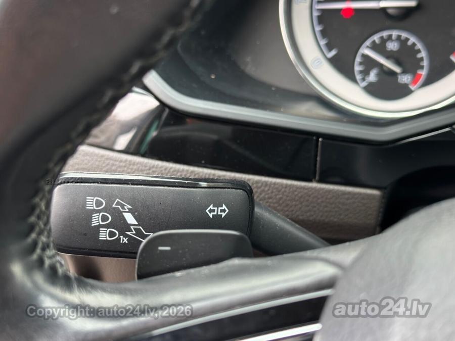Grey Skoda SuperB 2016 in Tartu, with an engine capacity of 2.00 L and mileage of 260 thousand km for 14500 €, photo 15 on AUTOMOTO.COM.LV