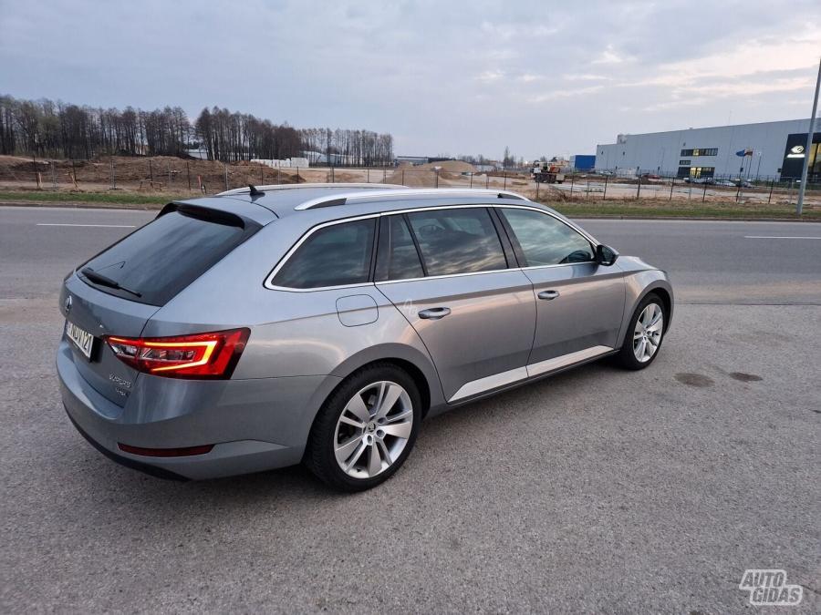 Pelēks Skoda SuperB 2016 Alīta, ar dzinēja tilpumu 2.00 L un nobraukumu 294 tūkst. km par 12500 €, foto 4 vietnē AUTOMOTO.COM.LV