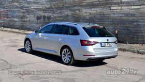 Grey Skoda SuperB 2016 in Tallinn, with an engine capacity of 1.60 L and mileage of 234 thousand km for 11490 €, photo 5 on AUTOMOTO.COM.LV