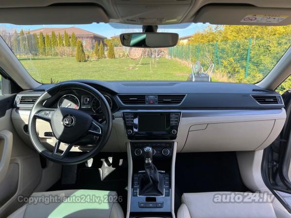 Grey Skoda SuperB 2016 in Tallinn, with an engine capacity of 2.00 L and mileage of 108 thousand km for 13990 €, photo 10 on AUTOMOTO.COM.LV