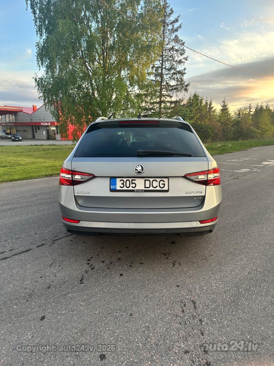 Pelēks Skoda SuperB 2016 Tallina, ar dzinēja tilpumu 2.00 L un nobraukumu 222 tūkst. km par 13250 €, foto 5 vietnē AUTOMOTO.COM.LV