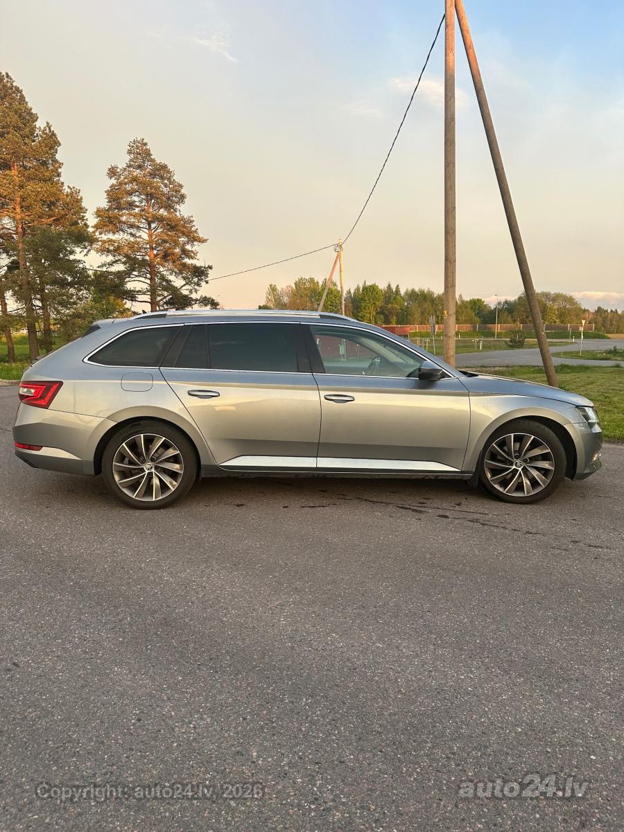 Pelēks Skoda SuperB 2016 Tallina, ar dzinēja tilpumu 2.00 L un nobraukumu 222 tūkst. km par 13250 €, foto 6 vietnē AUTOMOTO.COM.LV
