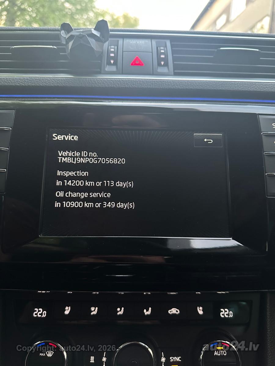 Pelēks Skoda SuperB 2016 Tallina, ar dzinēja tilpumu 2.00 L un nobraukumu 222 tūkst. km par 13250 €, foto 16 vietnē AUTOMOTO.COM.LV