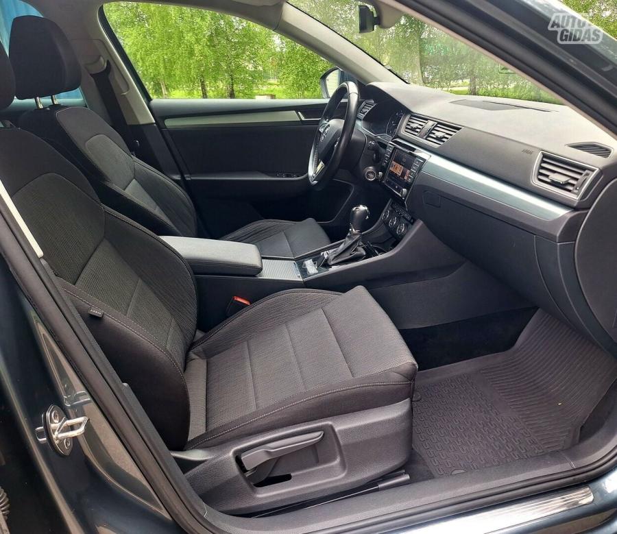Grey Skoda SuperB 2016 in Radviliskis, with an engine capacity of 2.00 L and mileage of 257 thousand km for 10900 €, photo 17 on AUTOMOTO.COM.LV