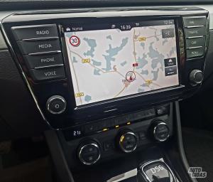 Grey Skoda SuperB 2016 in Radviliskis, with an engine capacity of 2.00 L and mileage of 257 thousand km for 10900 €, photo 21 on AUTOMOTO.COM.LV