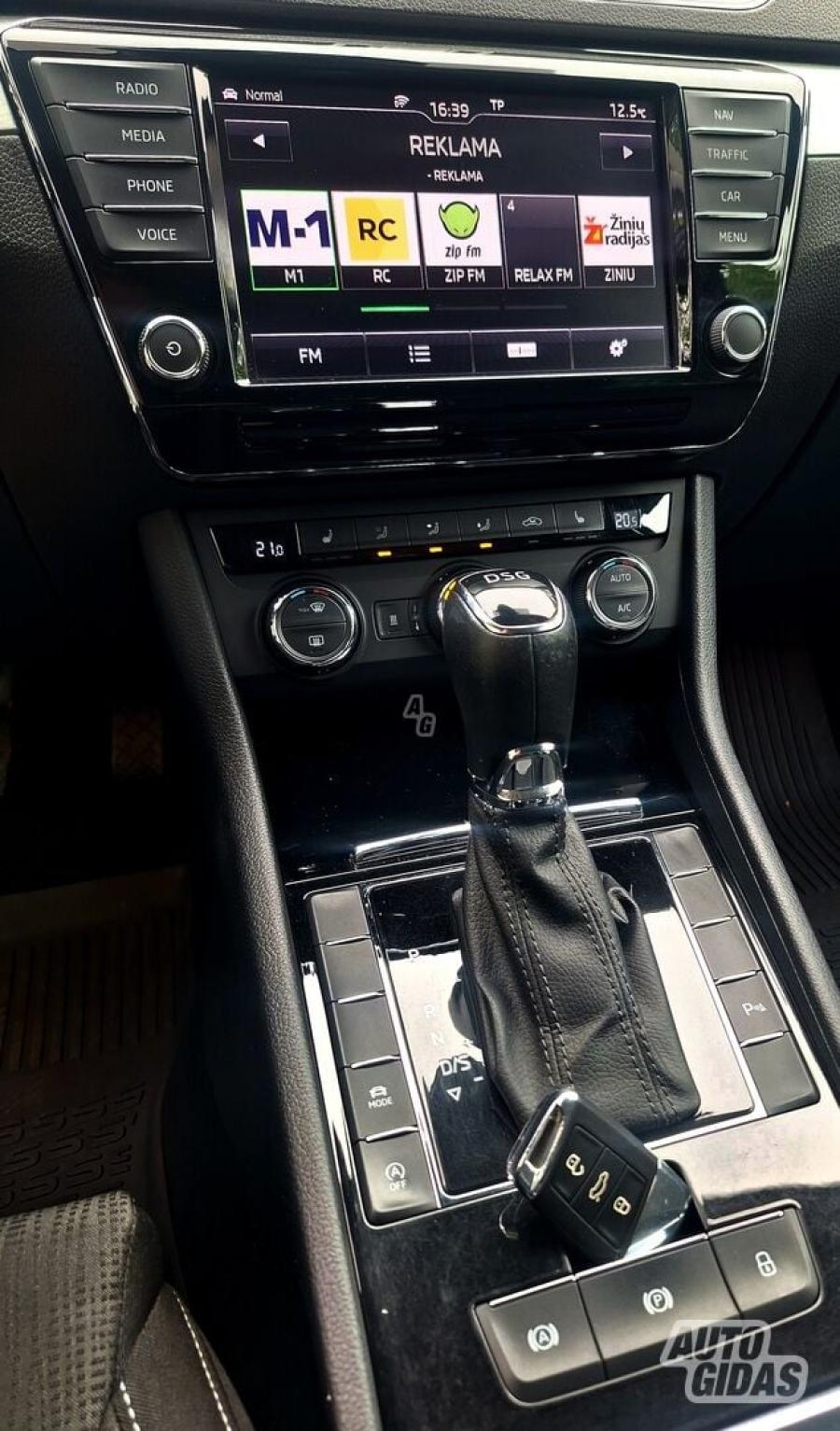 Grey Skoda SuperB 2016 in Radviliskis, with an engine capacity of 2.00 L and mileage of 257 thousand km for 10900 €, photo 22 on AUTOMOTO.COM.LV