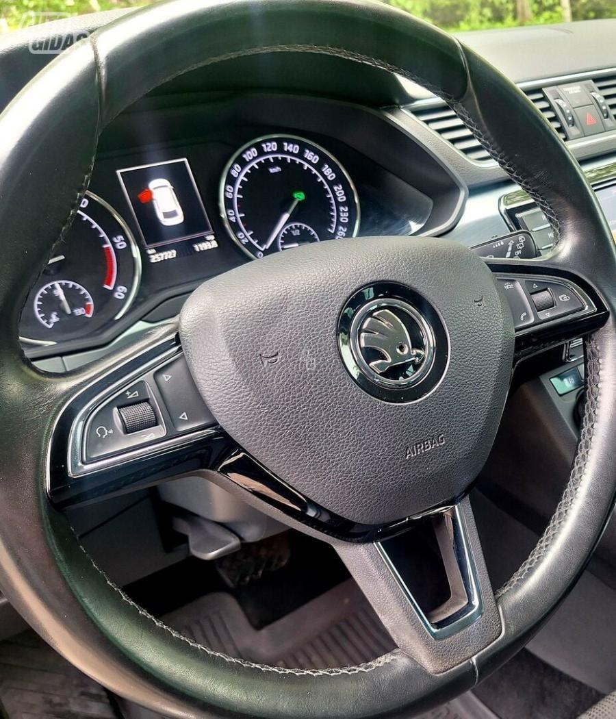 Grey Skoda SuperB 2016 in Radviliskis, with an engine capacity of 2.00 L and mileage of 257 thousand km for 10900 €, photo 23 on AUTOMOTO.COM.LV