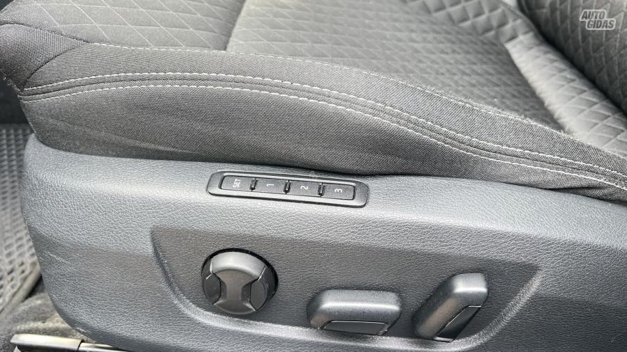 Grey Skoda SuperB 2016 in Telschi, with an engine capacity of 2.00 L and mileage of 232 thousand km for 12000 €, photo 18 on AUTOMOTO.COM.LV