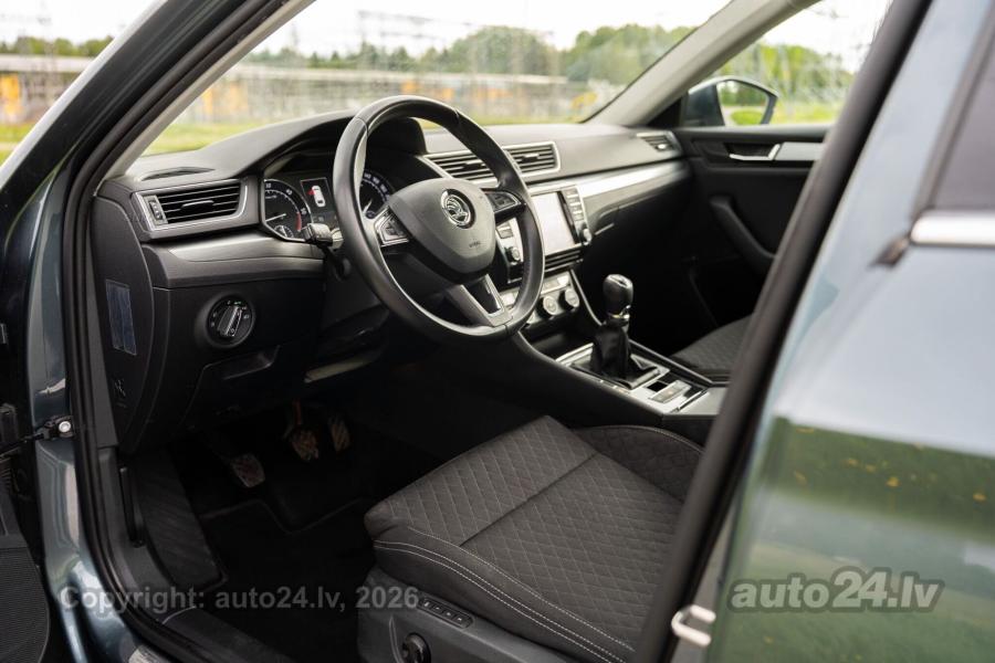 Grey Skoda SuperB 2016 in Paide, with an engine capacity of 1.60 L and mileage of 268 thousand km for 10999 €, photo 12 on AUTOMOTO.COM.LV