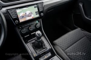 Grey Skoda SuperB 2016 in Paide, with an engine capacity of 1.60 L and mileage of 268 thousand km for 10999 €, photo 19 on AUTOMOTO.COM.LV
