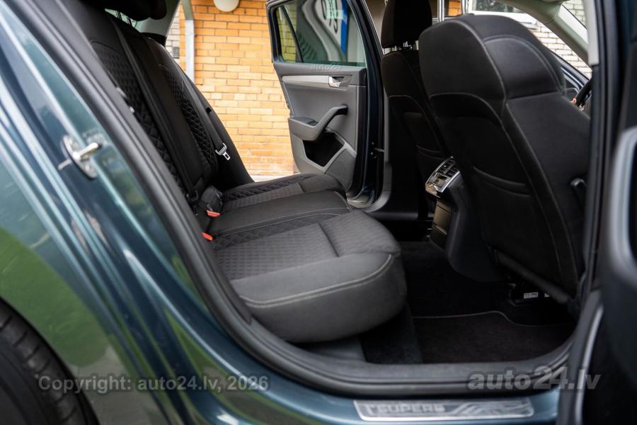 Grey Skoda SuperB 2016 in Paide, with an engine capacity of 1.60 L and mileage of 268 thousand km for 10999 €, photo 20 on AUTOMOTO.COM.LV