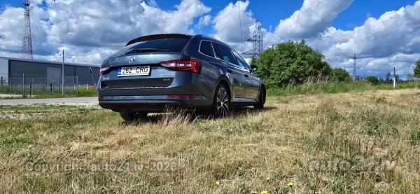 Pelēks Skoda SuperB 2016 Tallina, ar dzinēja tilpumu 2.00 L un nobraukumu 243 tūkst. km par 12000 €, foto 5 vietnē AUTOMOTO.COM.LV