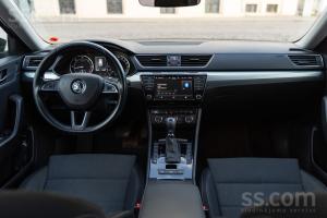 Pelēks Skoda SuperB 2016 Liepāja, ar dzinēja tilpumu 2.00 L un nobraukumu 302 tūkst. km par 11300 €, foto 12 vietnē AUTOMOTO.COM.LV