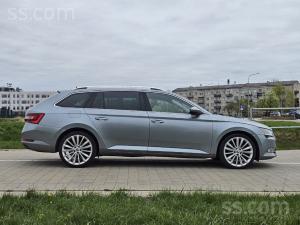Pelēks Skoda SuperB 2016 Rīga, ar dzinēja tilpumu 1.80 L un nobraukumu 232 tūkst. km par 10800 €, foto 6 vietnē AUTOMOTO.COM.LV