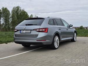 Pelēks Skoda SuperB 2016 Rīga, ar dzinēja tilpumu 1.80 L un nobraukumu 232 tūkst. km par 10800 €, foto 10 vietnē AUTOMOTO.COM.LV