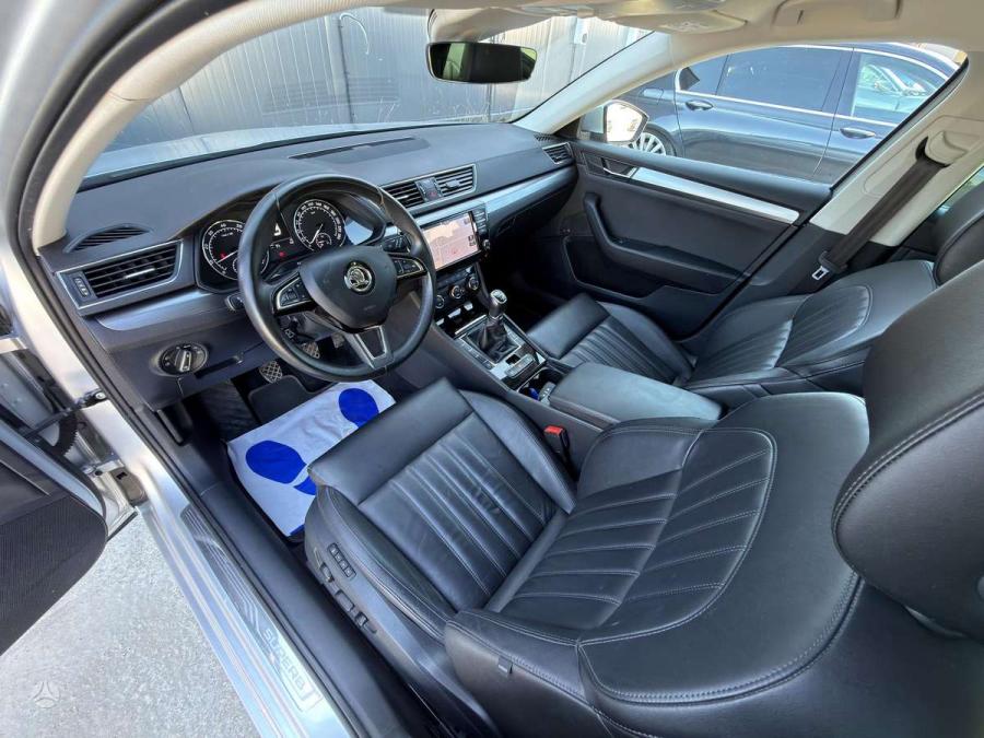 Pelēks Skoda SuperB 2016 Šauļi, ar dzinēja tilpumu 1.80 L un nobraukumu 142 tūkst. km par 10490 €, foto 18 vietnē AUTOMOTO.COM.LV