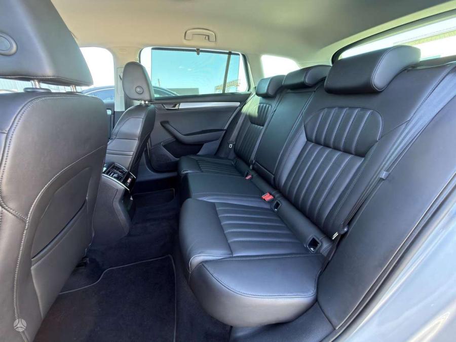 Pelēks Skoda SuperB 2016 Šauļi, ar dzinēja tilpumu 1.80 L un nobraukumu 142 tūkst. km par 10490 €, foto 20 vietnē AUTOMOTO.COM.LV
