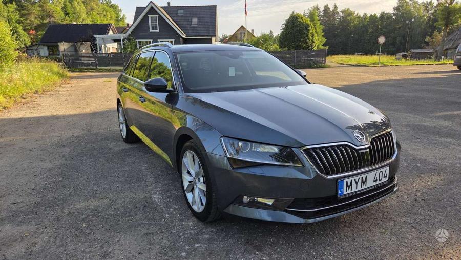 Pelēks Skoda SuperB 2016 Telšiai, ar dzinēja tilpumu 1.97 L un nobraukumu 233 tūkst. km par 12500 €, foto 1 vietnē AUTOMOTO.COM.LV