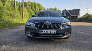 Pelēks Skoda SuperB 2016 Telšiai, ar dzinēja tilpumu 1.97 L un nobraukumu 233 tūkst. km par 12500 €, foto 4 vietnē AUTOMOTO.COM.LV
