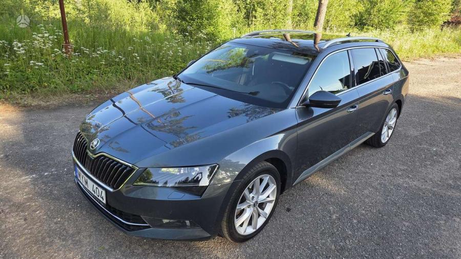 Pelēks Skoda SuperB 2016 Telšiai, ar dzinēja tilpumu 1.97 L un nobraukumu 233 tūkst. km par 12500 €, foto 6 vietnē AUTOMOTO.COM.LV