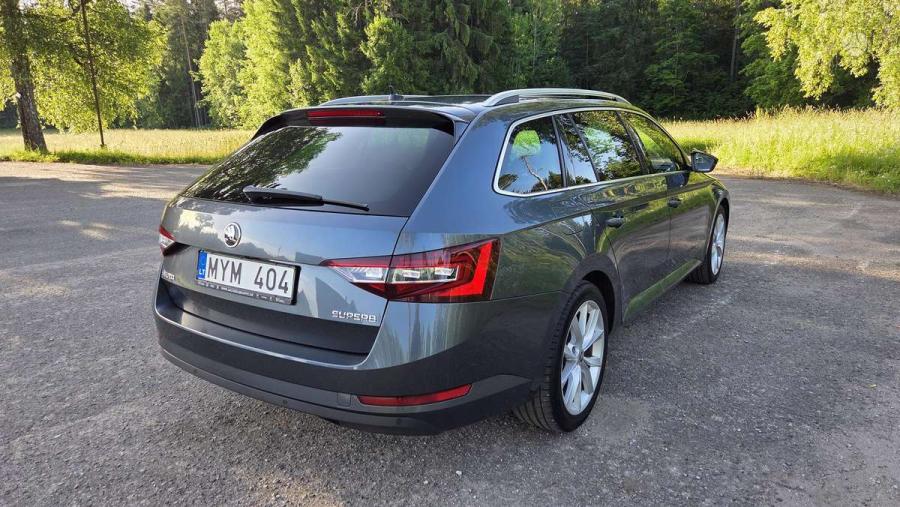 Pelēks Skoda SuperB 2016 Telšiai, ar dzinēja tilpumu 1.97 L un nobraukumu 233 tūkst. km par 12500 €, foto 13 vietnē AUTOMOTO.COM.LV